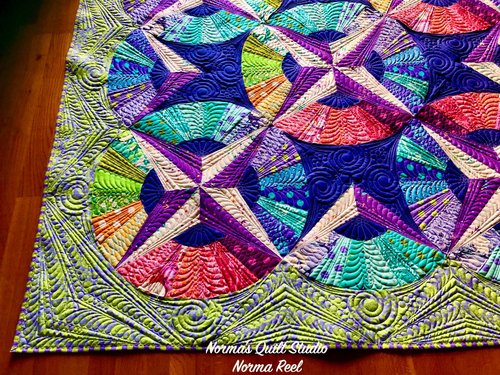 Shop | Category: Sets | Product: Fandango Quilt Set