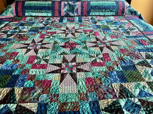 Shop | Category: Digitized patterns for Wing & a Prayer quilts | Product: Mystical Prism quilt set