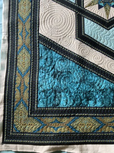 Shop | Category: Sets | Product: Stellaris Quilt Set