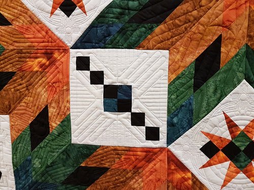 Shop | Category: Sets | Product: Taos Quilt Set